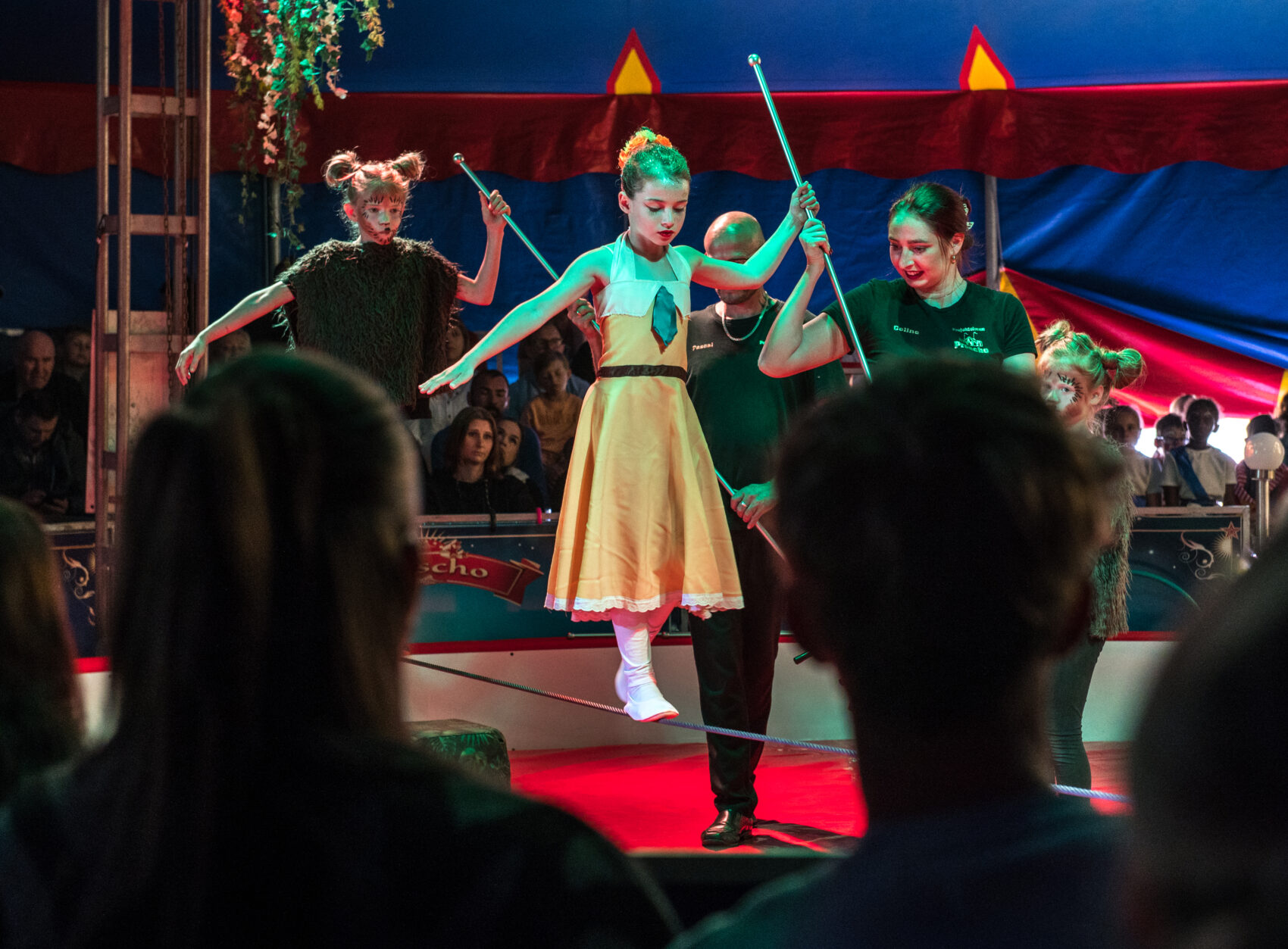 Zirkus-Projekt in Oberbrügge: Schüler glänzen in der Manege | LokalDirekt